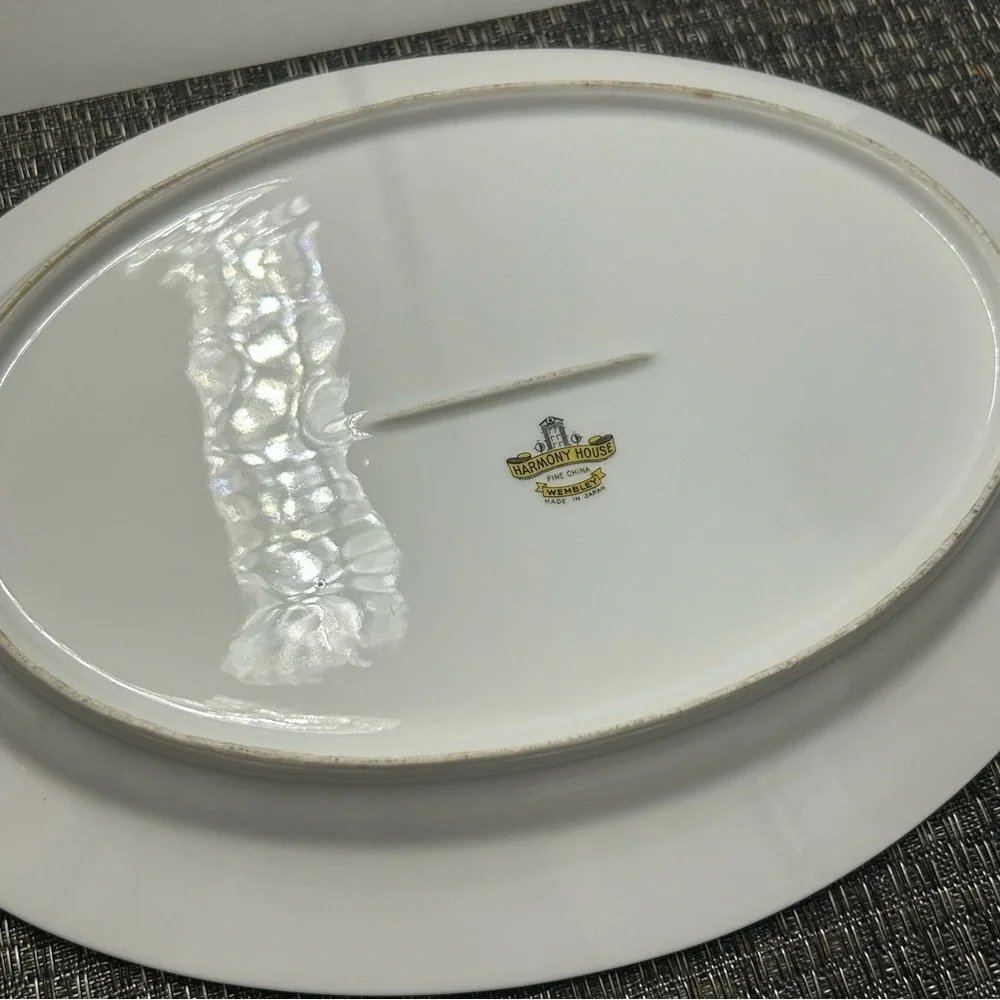 Harmony House | Dining | Vintage Harmony House Wembley 4 Floral China ...